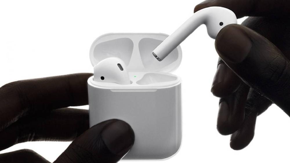 Audífonos Inalámbricos Airpods de Segunda Generación con Estuche de ...
