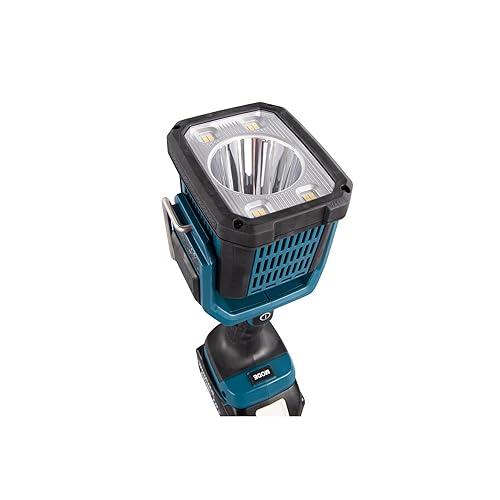 Makita DML812 18V LXT® Lithium-Ion Cordless L.E.D. Flashlight/Spotlight ...
