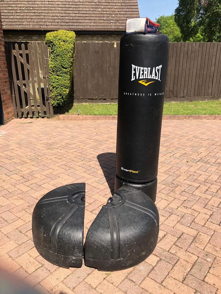 Pro everflex freestanding, 2232, color negro, EVERLAST : Precio Costa Rica