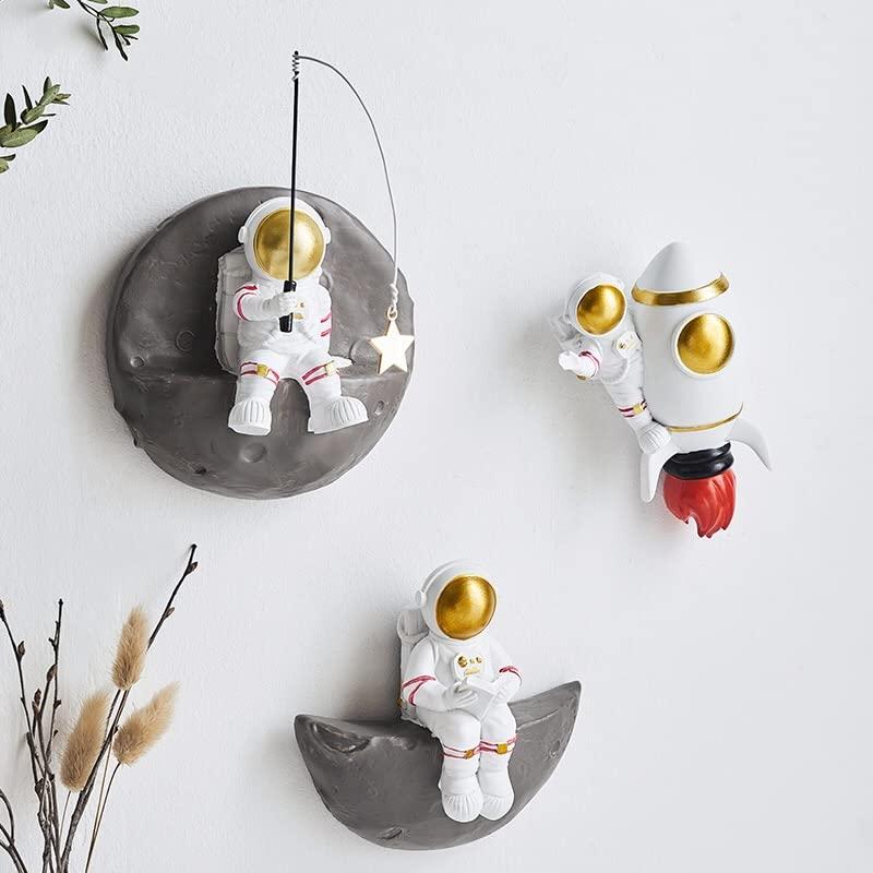 BYVUTE Astronaut Wall Decoration Figurine, Wall-mounted Resin Spaceman ...