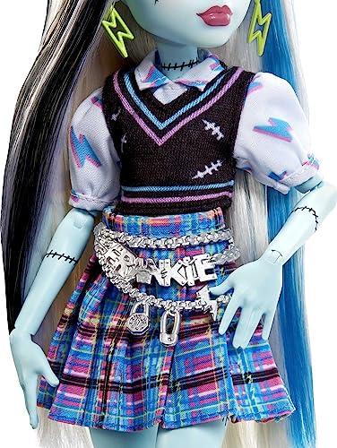 Muñeca Monster High, Frankie Stein con pelo con mechas azules y negras ...